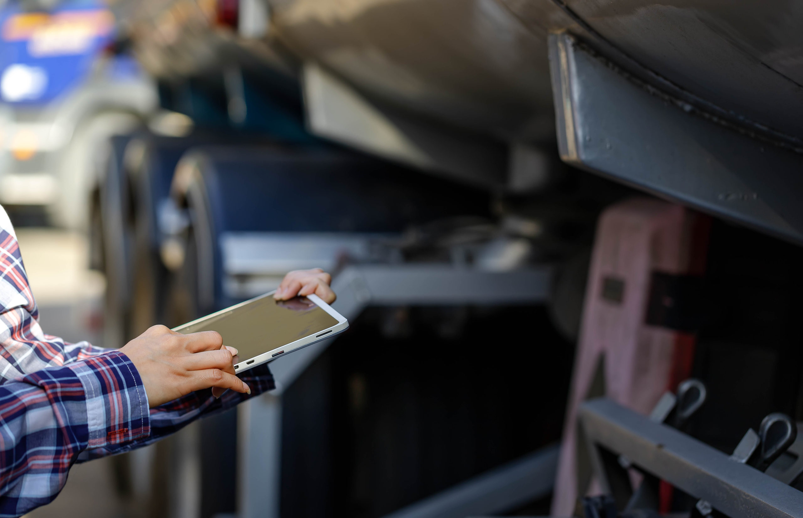 5 Reasons to Use a Mobile Forms App for Pre-Trip Inspections